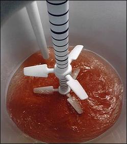 Best Practices for Low Volume Mixing in Reactors